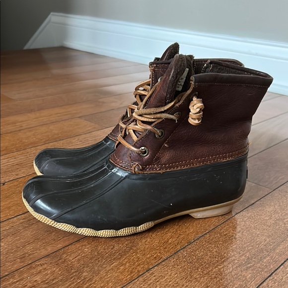 Sperry | Shoes | Sperry Saltwater Brown Leather And Black Rubber ...